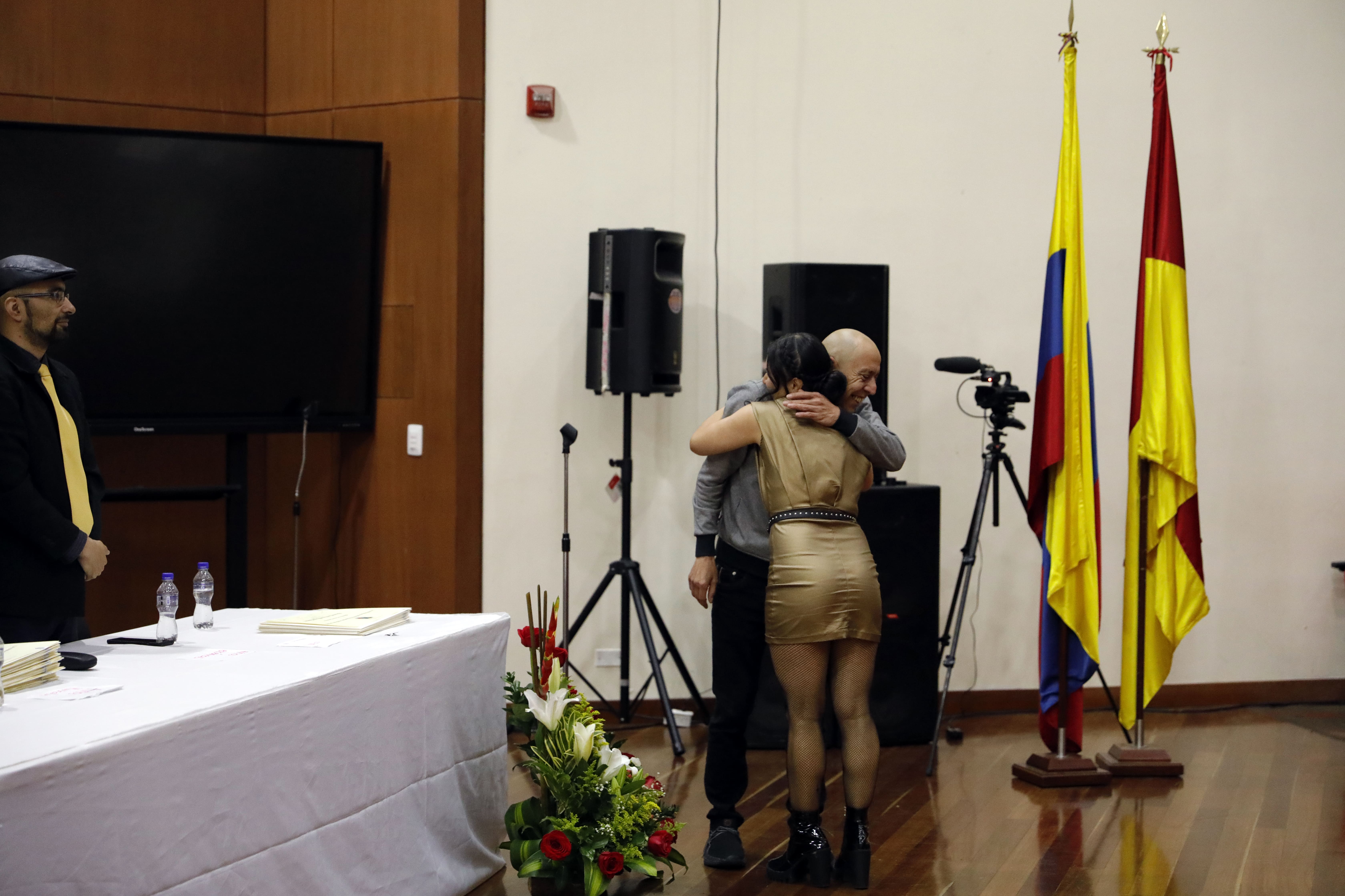 Sarah Luna Ñustes, primera firmante del Acuerdo de Paz en graduarse ...